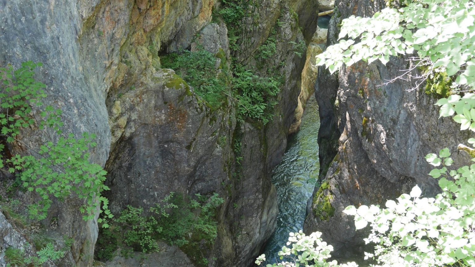 Theth Albania: Hiking Guide to Theth National Park & Alps